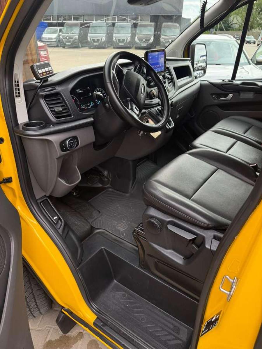 Yellow Ford Transit Custom 2022 in Kaunas, with an engine capacity of 2.00 L and mileage of 262 thousand km for 8750 €, photo 19 on AUTOMOTO.COM.LV