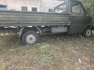 Zaļš Ford Transit 1985 Viļņa, ar dzinēja tilpumu 2.00 L un nobraukumu 300 tūkst. km par 740 €, foto  vietnē AUTOMOTO.COM.LV
