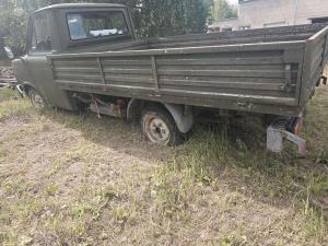 Green Ford Transit 1985 in Vilnius, with an engine capacity of 2.00 L and mileage of 300 thousand km for 740 €, photo 5 on AUTOMOTO.COM.LV