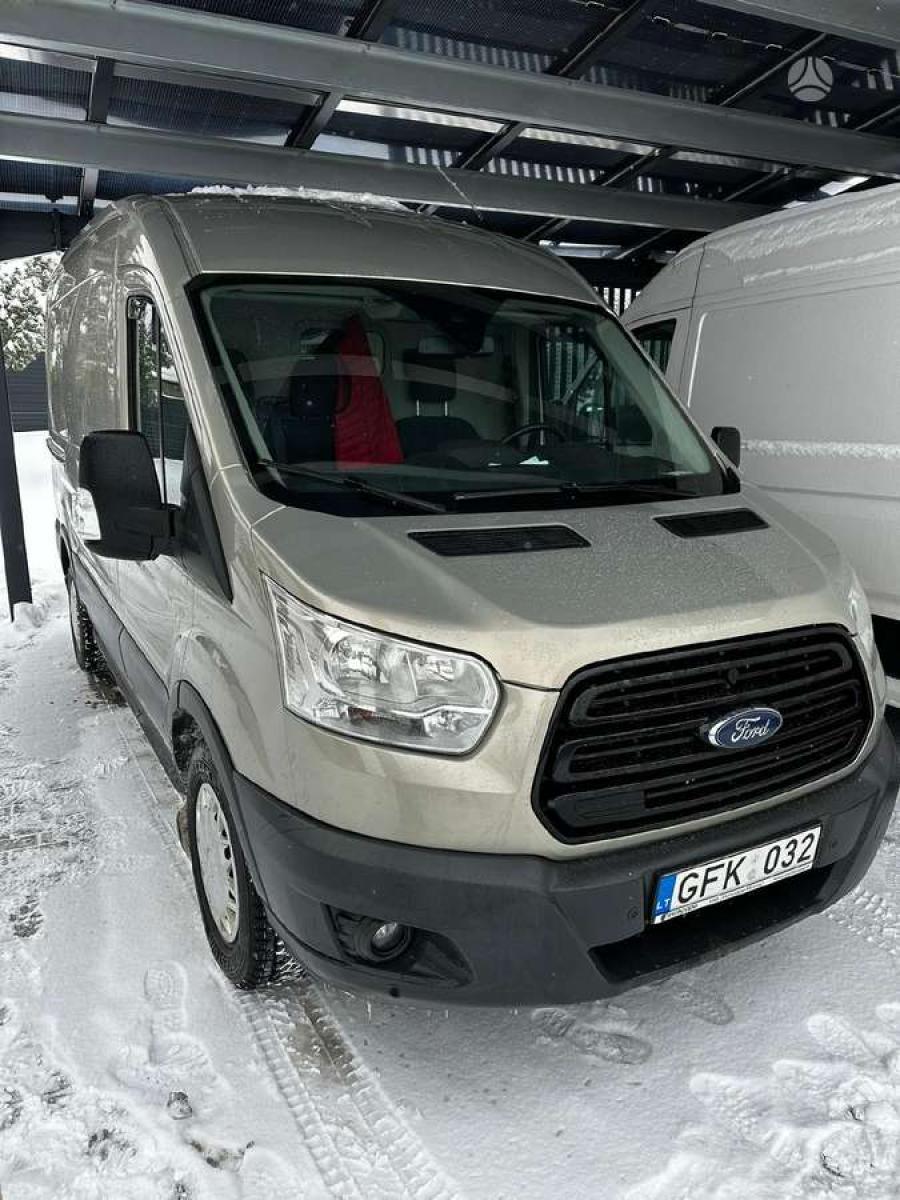 Green Ford Transit 2015 in Vilnius, with an engine capacity of 2.20 L and mileage of 185 thousand km for 12990 €, photo 2 on AUTOMOTO.COM.LV