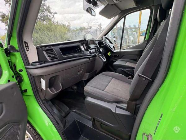 Green Ford Transit 2020 in Kaunas, with an engine capacity of 2.00 L and mileage of 170 thousand km for 5999 €, photo 8 on AUTOMOTO.COM.LV