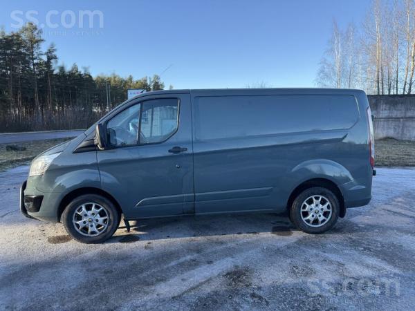 Green Ford Transit 2017 in Riga, with an engine capacity of 2.00 L and mileage of 180 thousand km for 7950 €, photo 5 on AUTOMOTO.COM.LV