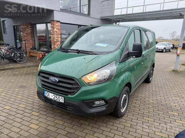 Green Ford Transit 2019 in Talsi, with an engine capacity of 2.00 L and mileage of 233 thousand km for 13370 €, photo 1 on AUTOMOTO.COM.LV