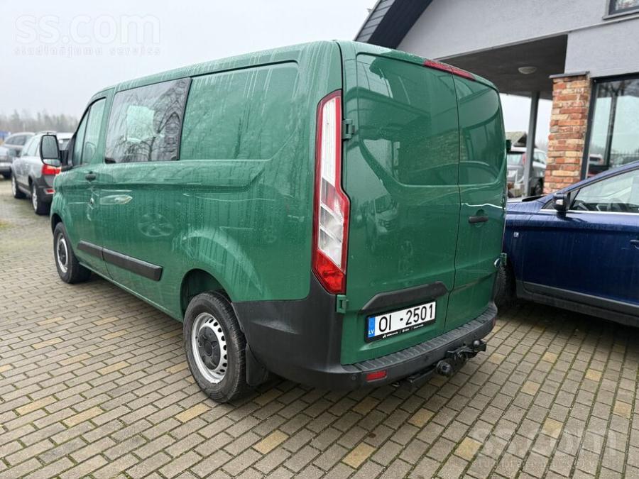 Green Ford Transit 2019 in Talsi, with an engine capacity of 2.00 L and mileage of 233 thousand km for 13370 €, photo 8 on AUTOMOTO.COM.LV