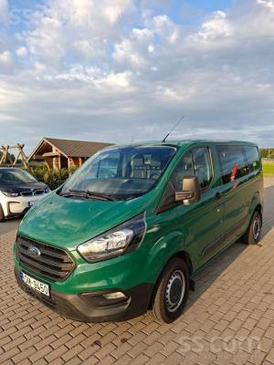Green Ford Transit 2019 in Talsi, with an engine capacity of 2.00 L and mileage of 282 thousand km for 12790 €, photo 7 on AUTOMOTO.COM.LV