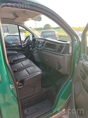 Green Ford Transit 2019 in Talsi, with an engine capacity of 2.00 L and mileage of 282 thousand km for 12790 €, photo 9 on AUTOMOTO.COM.LV