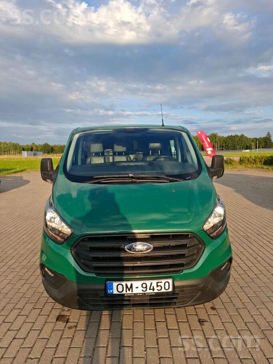 Green Ford Transit 2019 in Talsi, with an engine capacity of 2.00 L and mileage of 282 thousand km for 12790 €, photo 15 on AUTOMOTO.COM.LV