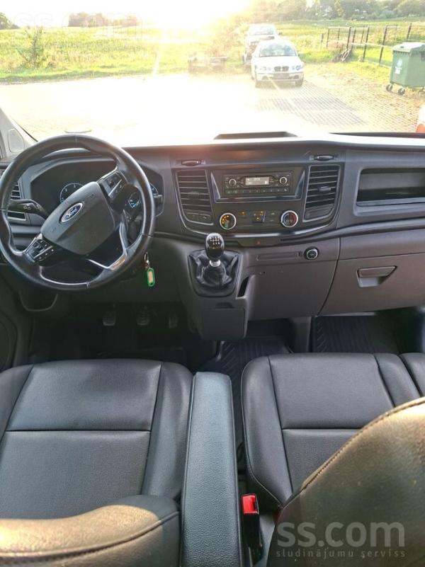 Green Ford Transit 2019 in Talsi, with an engine capacity of 2.00 L and mileage of 282 thousand km for 12790 €, photo 10 on AUTOMOTO.COM.LV