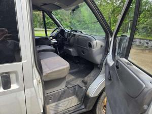 Grey Ford Transit 2001 in Zarasai, with an engine capacity of 2.00 L and mileage of 440 thousand km for 1500 €, photo 9 on AUTOMOTO.COM.LV