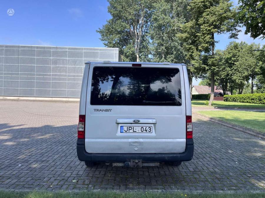Grey Ford Transit 2007 in Marijampole, with an engine capacity of 2.20 L and mileage of 447 thousand km for 2000 €, photo 5 on AUTOMOTO.COM.LV