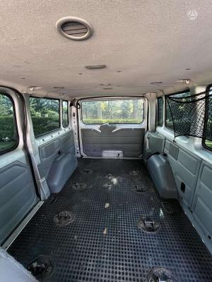 Grey Ford Transit 2007 in Marijampole, with an engine capacity of 2.20 L and mileage of 447 thousand km for 2000 €, photo 13 on AUTOMOTO.COM.LV