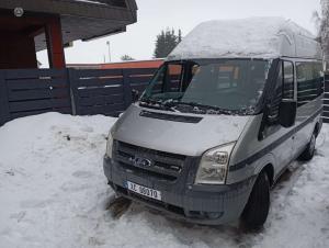Grey Ford Transit 2008 in Jurbarkas, with an engine capacity of 2.20 L and mileage of 153 thousand km for 4999 €, photo 6 on AUTOMOTO.COM.LV