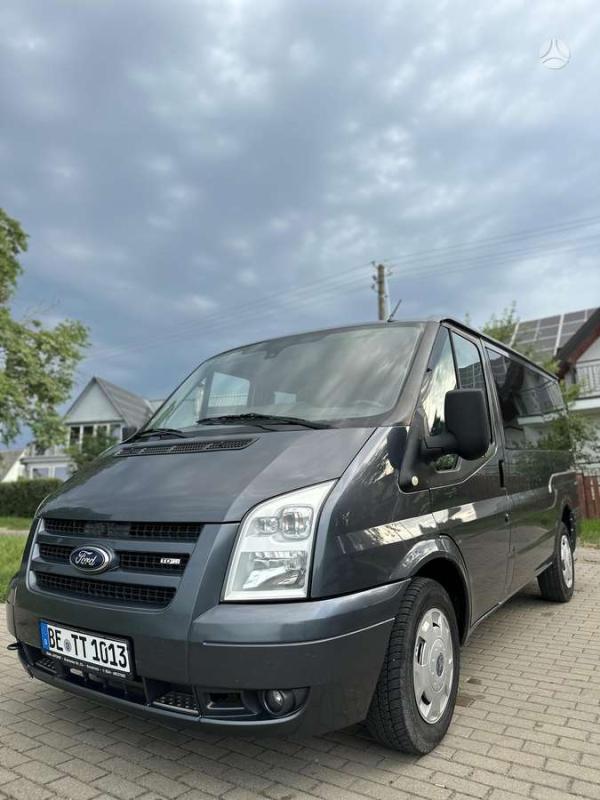Grey Ford Transit 2008 in Vievis, with an engine capacity of 2.20 L and mileage of 295 thousand km for 6800 €, photo 1 on AUTOMOTO.COM.LV