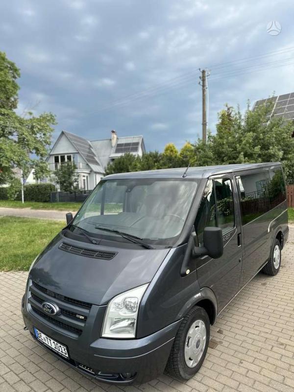 Grey Ford Transit 2008 in Vievis, with an engine capacity of 2.20 L and mileage of 295 thousand km for 6800 €, photo 2 on AUTOMOTO.COM.LV