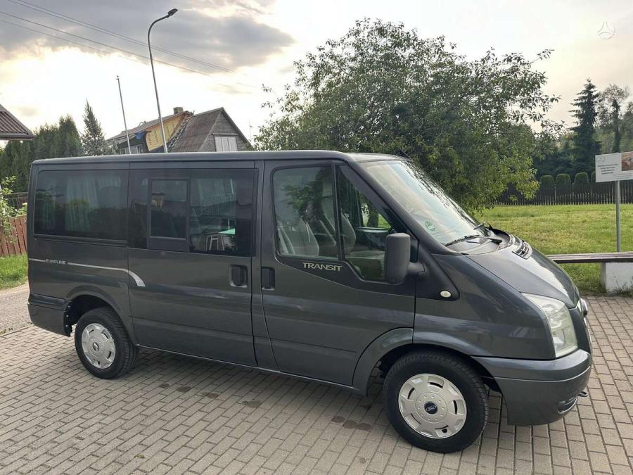 Pelēks Ford Transit 2008 Vievis, ar dzinēja tilpumu 2.20 L un nobraukumu 295 tūkst. km par 6800 €, foto 9 vietnē AUTOMOTO.COM.LV