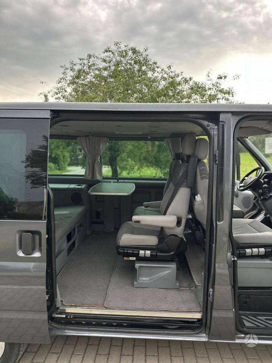 Pelēks Ford Transit 2008 Vievis, ar dzinēja tilpumu 2.20 L un nobraukumu 295 tūkst. km par 6800 €, foto 17 vietnē AUTOMOTO.COM.LV