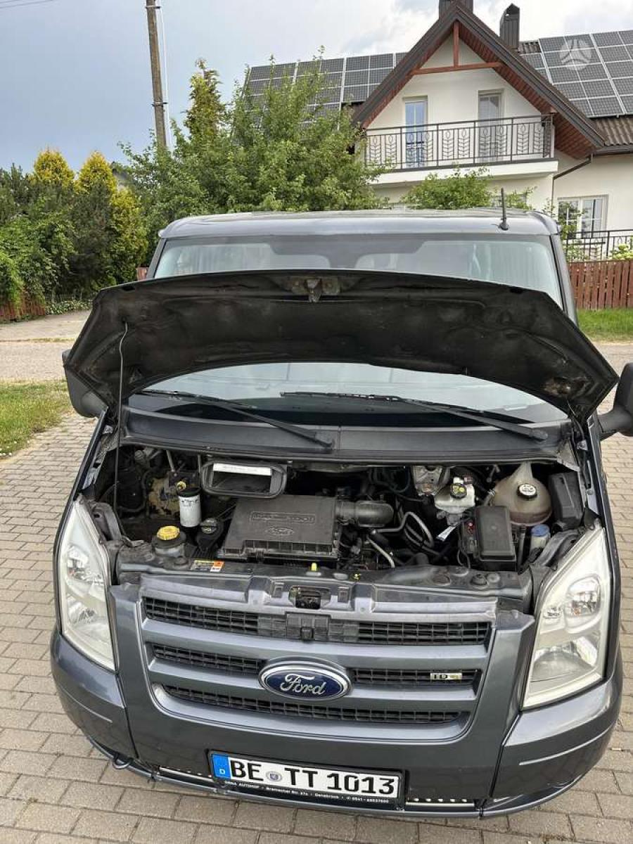 Pelēks Ford Transit 2008 Vievis, ar dzinēja tilpumu 2.20 L un nobraukumu 295 tūkst. km par 6800 €, foto 23 vietnē AUTOMOTO.COM.LV