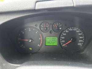 Pelēks Ford Transit 2008 Vievis, ar dzinēja tilpumu 2.20 L un nobraukumu 295 tūkst. km par 6800 €, foto 25 vietnē AUTOMOTO.COM.LV