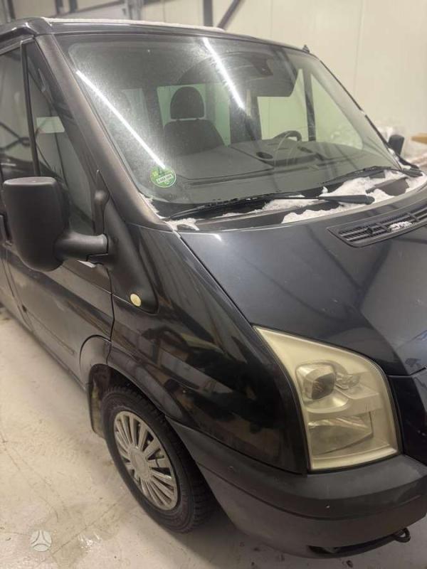 Pelēks Ford Transit 2009 Viļņa, ar dzinēja tilpumu 2.20 L un nobraukumu 297 tūkst. km par 2300 €, foto 1 vietnē AUTOMOTO.COM.LV