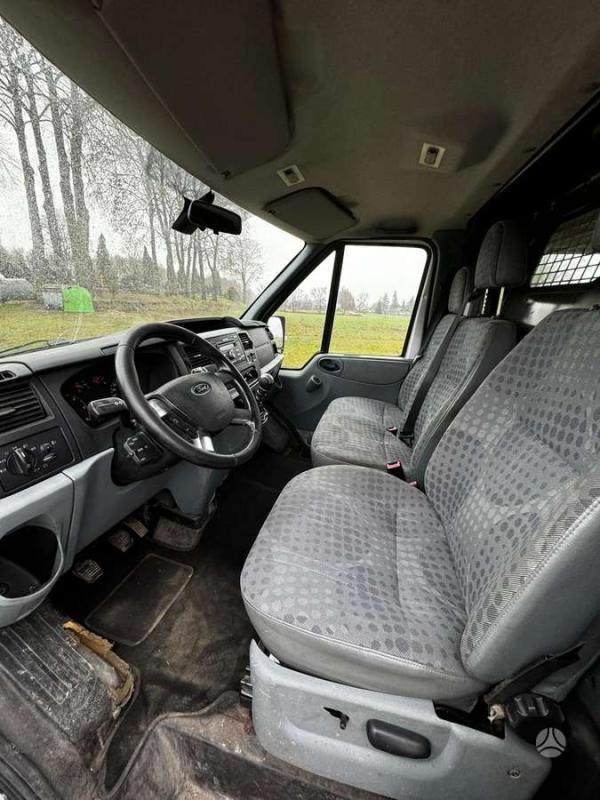 Grey Ford Transit 2010 in Panevezys, with an engine capacity of 2.40 L and mileage of 248 thousand km for 5700 €, photo 11 on AUTOMOTO.COM.LV
