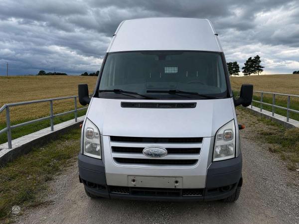Grey Ford Transit 2010 in Panevezys, with an engine capacity of 2.40 L and mileage of 248 thousand km for 5200 €, photo 2 on AUTOMOTO.COM.LV