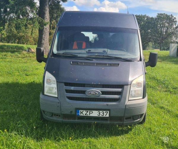 Pelēks Ford Transit 2010 Trakai, ar dzinēja tilpumu 2.20 L un nobraukumu 275 tūkst. km par 2000 €, foto 1 vietnē AUTOMOTO.COM.LV