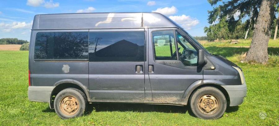 Pelēks Ford Transit 2010 Trakai, ar dzinēja tilpumu 2.20 L un nobraukumu 275 tūkst. km par 2000 €, foto 5 vietnē AUTOMOTO.COM.LV