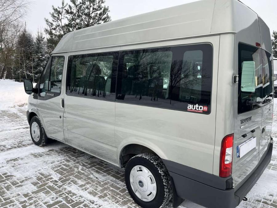 Grey Ford Transit 2011 in Taurage, with an engine capacity of 2.20 L and mileage of 132 thousand km for 6800 €, photo 4 on AUTOMOTO.COM.LV