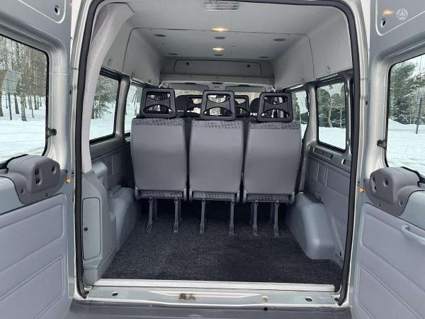 Grey Ford Transit 2011 in Taurage, with an engine capacity of 2.20 L and mileage of 132 thousand km for 6800 €, photo 7 on AUTOMOTO.COM.LV