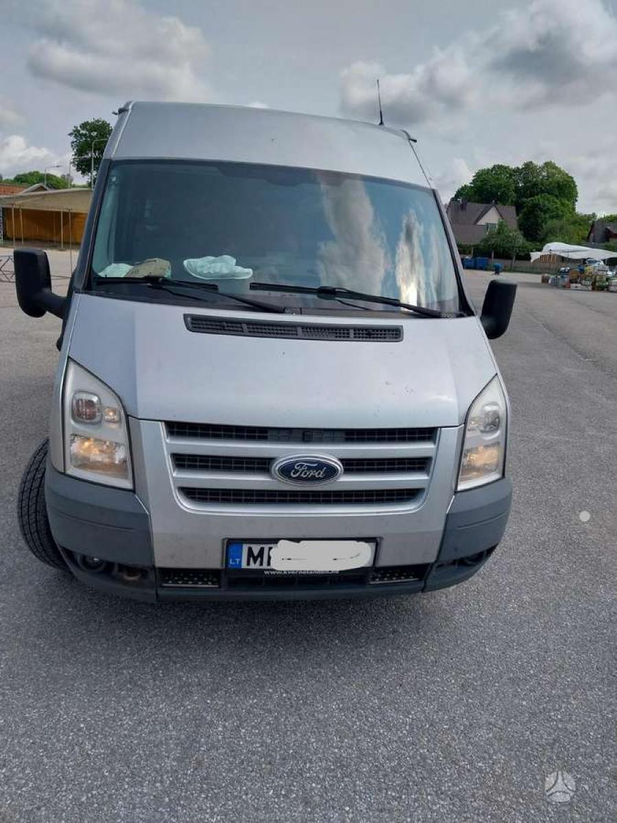 Grey Ford Transit 2011 in Kaunas, with an engine capacity of 2.20 L and mileage of 250 thousand km for 5499 €, photo 2 on AUTOMOTO.COM.LV
