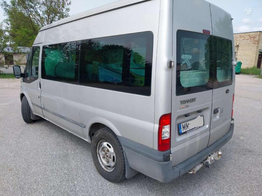 Grey Ford Transit 2011 in Kaunas, with an engine capacity of 2.20 L and mileage of 250 thousand km for 5499 €, photo 6 on AUTOMOTO.COM.LV