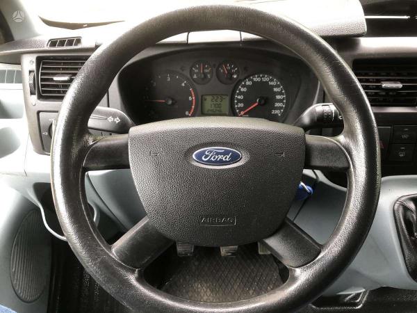 Pelēks Ford Transit 2011 Kauņa, ar dzinēja tilpumu 2.20 L un nobraukumu 246 tūkst. km par 6650 €, foto 9 vietnē AUTOMOTO.COM.LV