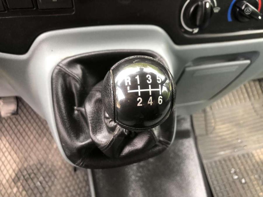 Pelēks Ford Transit 2011 Kauņa, ar dzinēja tilpumu 2.20 L un nobraukumu 246 tūkst. km par 6650 €, foto 11 vietnē AUTOMOTO.COM.LV