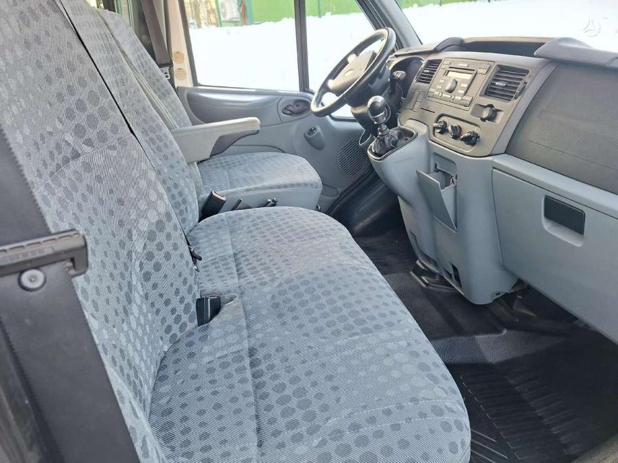 Pelēks Ford Transit 2012 Viļņa, ar dzinēja tilpumu 2.20 L un nobraukumu 274 tūkst. km par 5450 €, foto 11 vietnē AUTOMOTO.COM.LV