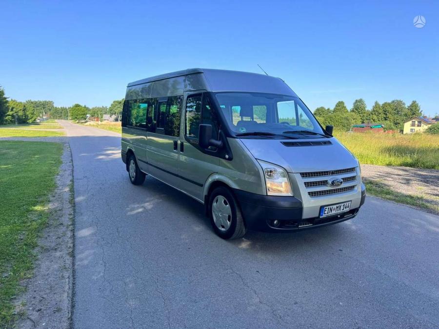 Grey Ford Transit 2012 in Siauliai, with an engine capacity of 2.20 L and mileage of 185 thousand km for 6700 €, photo 3 on AUTOMOTO.COM.LV