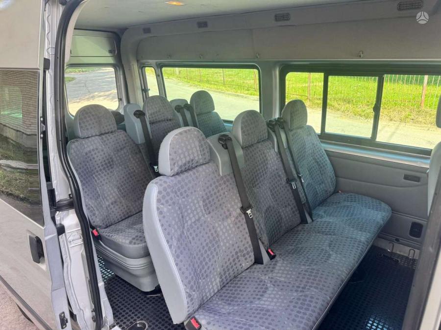 Grey Ford Transit 2012 in Siauliai, with an engine capacity of 2.20 L and mileage of 185 thousand km for 6700 €, photo 16 on AUTOMOTO.COM.LV