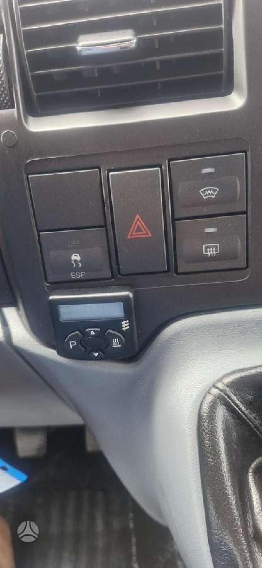 Grey Ford Transit 2012 in Siauliai, with an engine capacity of 2.20 L and mileage of 185 thousand km for 6700 €, photo 21 on AUTOMOTO.COM.LV