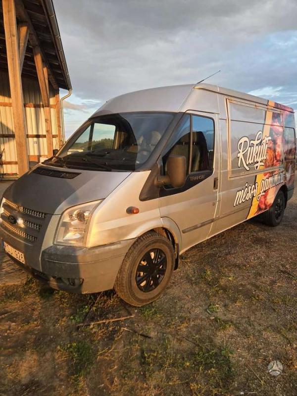 Pelēks Ford Transit 2012 Alīta, ar dzinēja tilpumu 2.20 L un nobraukumu 220 tūkst. km par 3300 €, foto 8 vietnē AUTOMOTO.COM.LV