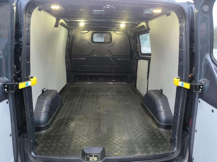 Pelēks Ford Transit 2013 Viļņa, ar dzinēja tilpumu 2.20 L un nobraukumu 180 tūkst. km par 6850 €, foto 12 vietnē AUTOMOTO.COM.LV
