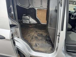 Pelēks Ford Transit 2015 Radviliškis, ar dzinēja tilpumu 1.50 L un nobraukumu 199 tūkst. km par 2722 €, foto 20 vietnē AUTOMOTO.COM.LV