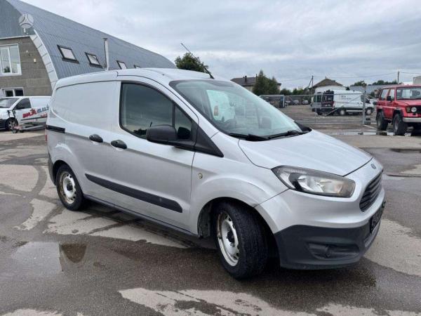 Grey Ford Transit 2015 in Radviliskis, with an engine capacity of 1.50 L and mileage of 199 thousand km for 2722 €, photo 3 on AUTOMOTO.COM.LV