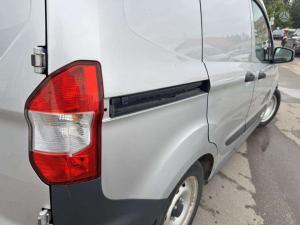Pelēks Ford Transit 2015 Radviliškis, ar dzinēja tilpumu 1.50 L un nobraukumu 199 tūkst. km par 2722 €, foto 53 vietnē AUTOMOTO.COM.LV