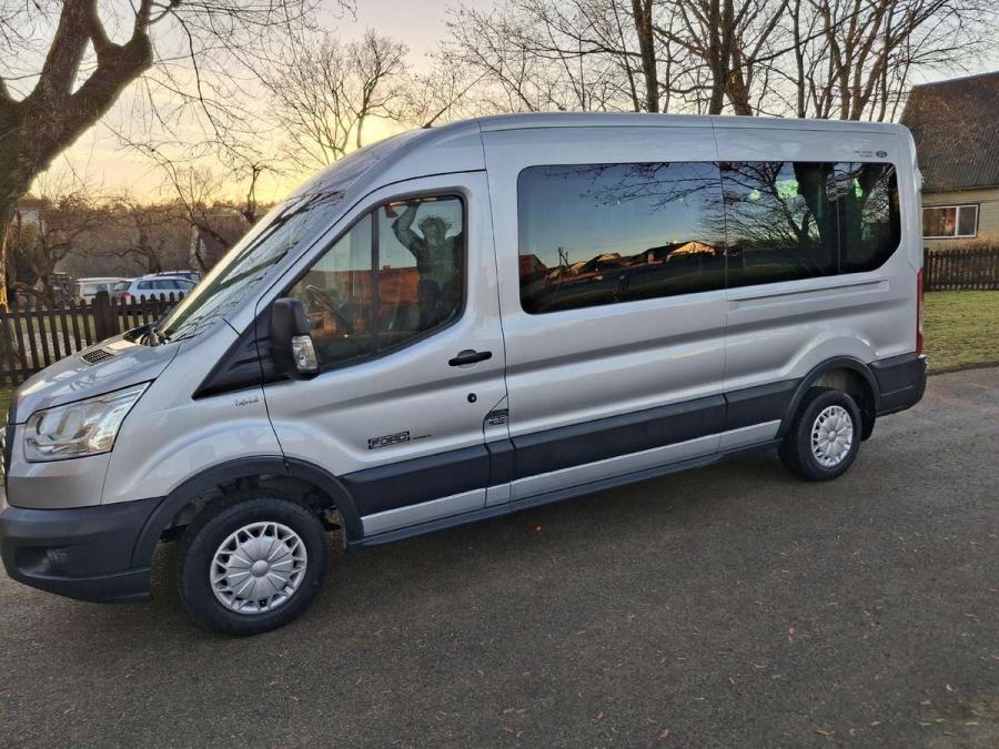 Grey Ford Transit 2016 in Jurbarkas, with an engine capacity of 2.20 L and mileage of 197 thousand km for 13200 €, photo 2 on AUTOMOTO.COM.LV