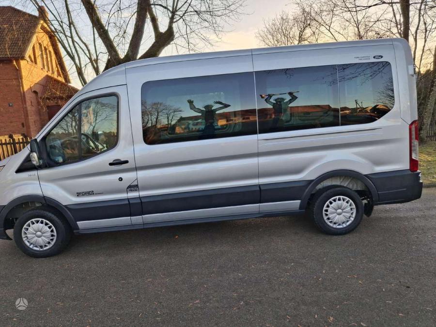 Grey Ford Transit 2016 in Jurbarkas, with an engine capacity of 2.20 L and mileage of 197 thousand km for 13200 €, photo 3 on AUTOMOTO.COM.LV