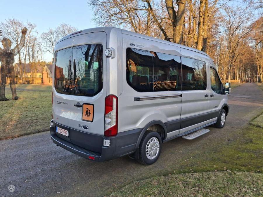 Grey Ford Transit 2016 in Jurbarkas, with an engine capacity of 2.20 L and mileage of 197 thousand km for 13200 €, photo 13 on AUTOMOTO.COM.LV