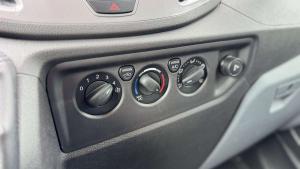 Grey Ford Transit 2017 in Telschi, with an engine capacity of 2.00 L and mileage of 207 thousand km for 12900 €, photo 22 on AUTOMOTO.COM.LV