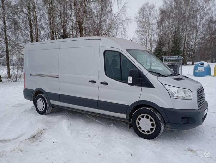 Grey Ford Transit 2018 in Jurbarkas, with an engine capacity of 2.00 L and mileage of 279 thousand km for 8977 €, photo 3 on AUTOMOTO.COM.LV