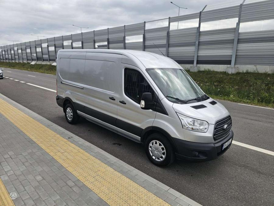 Grey Ford Transit 2019 in Marijampole, with an engine capacity of 2.00 L and mileage of 216 thousand km for 11800 €, photo 1 on AUTOMOTO.COM.LV