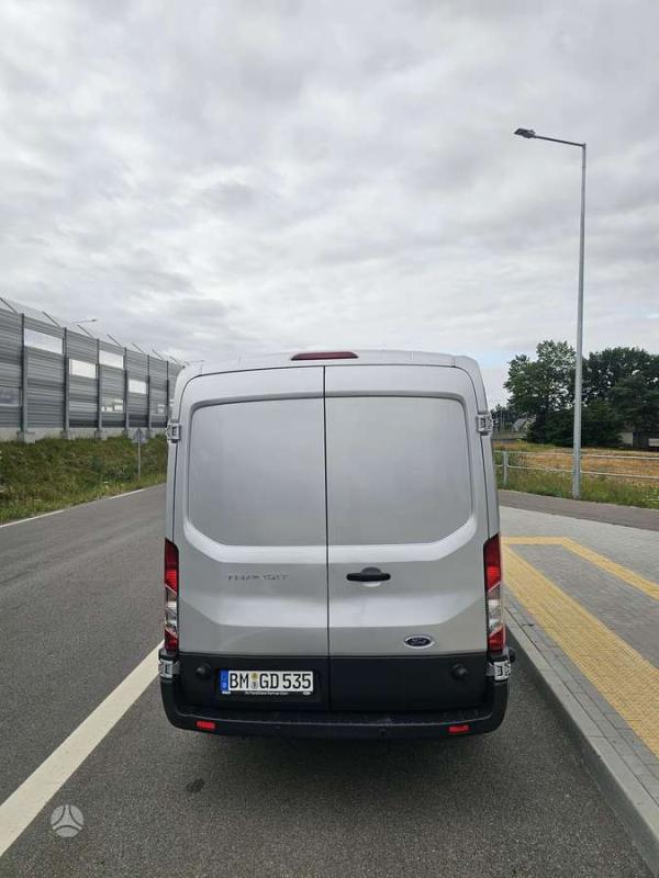 Grey Ford Transit 2019 in Marijampole, with an engine capacity of 2.00 L and mileage of 216 thousand km for 11800 €, photo 6 on AUTOMOTO.COM.LV