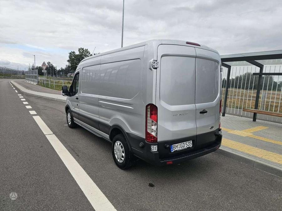 Grey Ford Transit 2019 in Marijampole, with an engine capacity of 2.00 L and mileage of 216 thousand km for 11800 €, photo 8 on AUTOMOTO.COM.LV